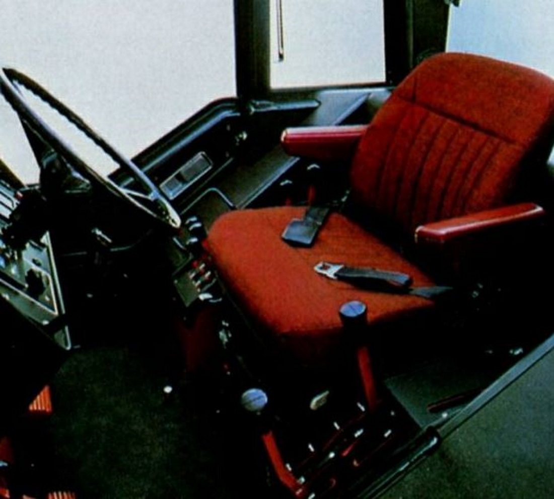 5488 interior color choices - Technical IH Talk - Red Power Magazine ...