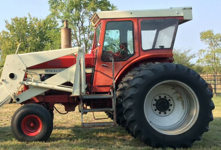Anyone seen a IH 66 series cab like this - General Chat - Red Power ...