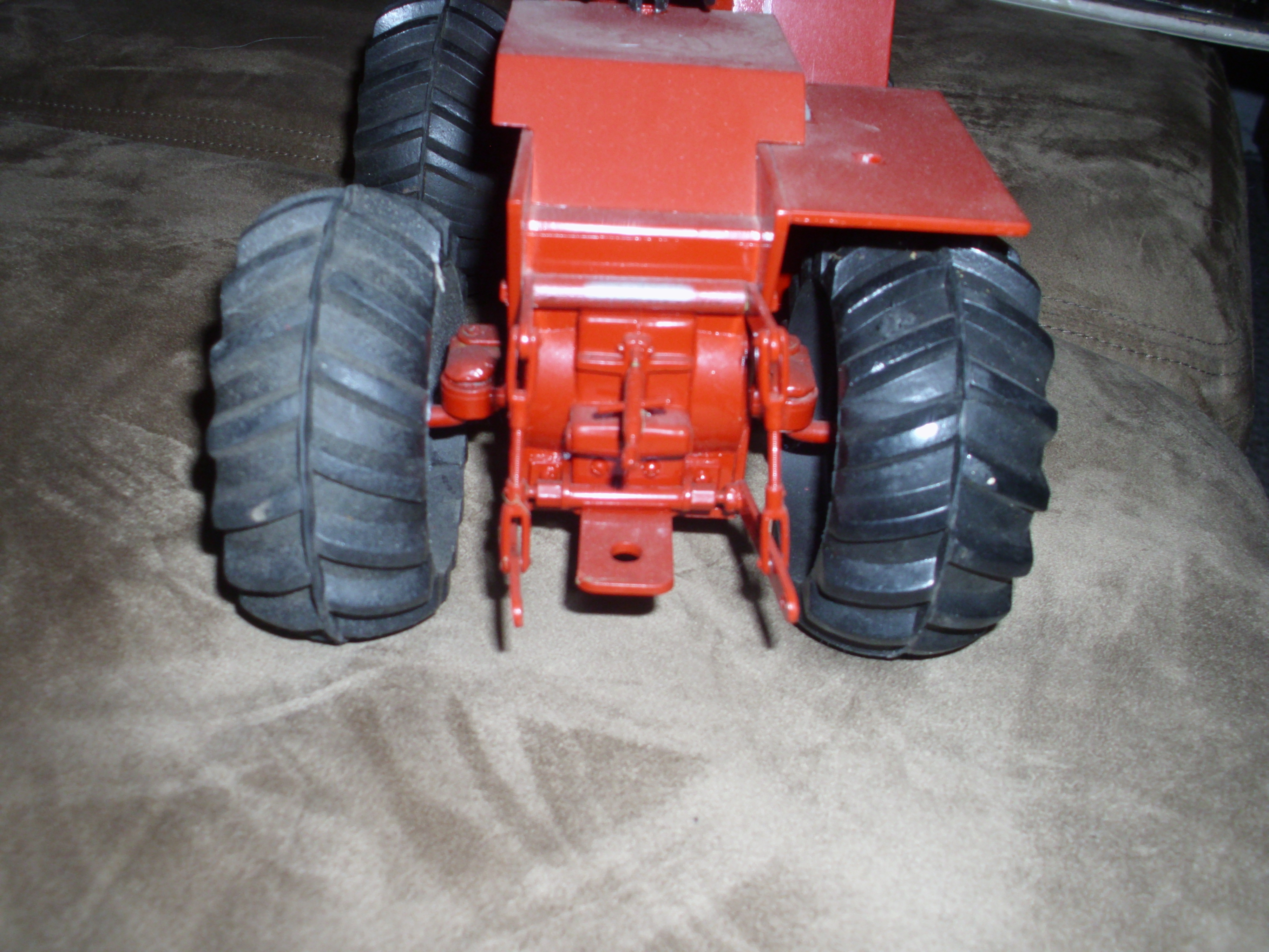 4186 toy - IH Toys, Memorabilia & Collectibles - Red Power Magazine ...