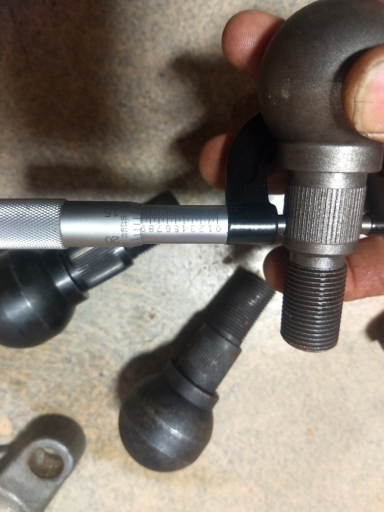 1466 steering arms and pivot ball - Technical IH Talk - Red Power ...