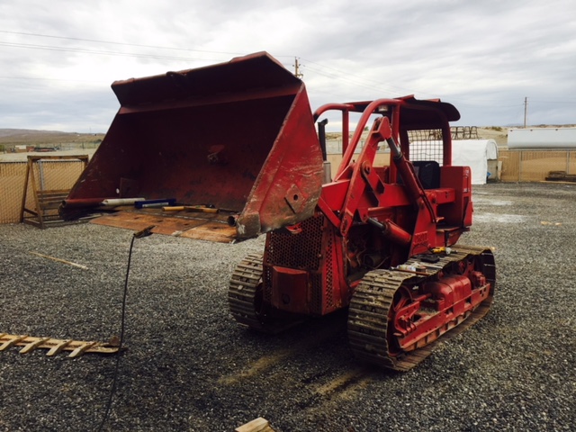 Free TD-9 Crawler Loader - IH Construction Equipment - Red Power ...