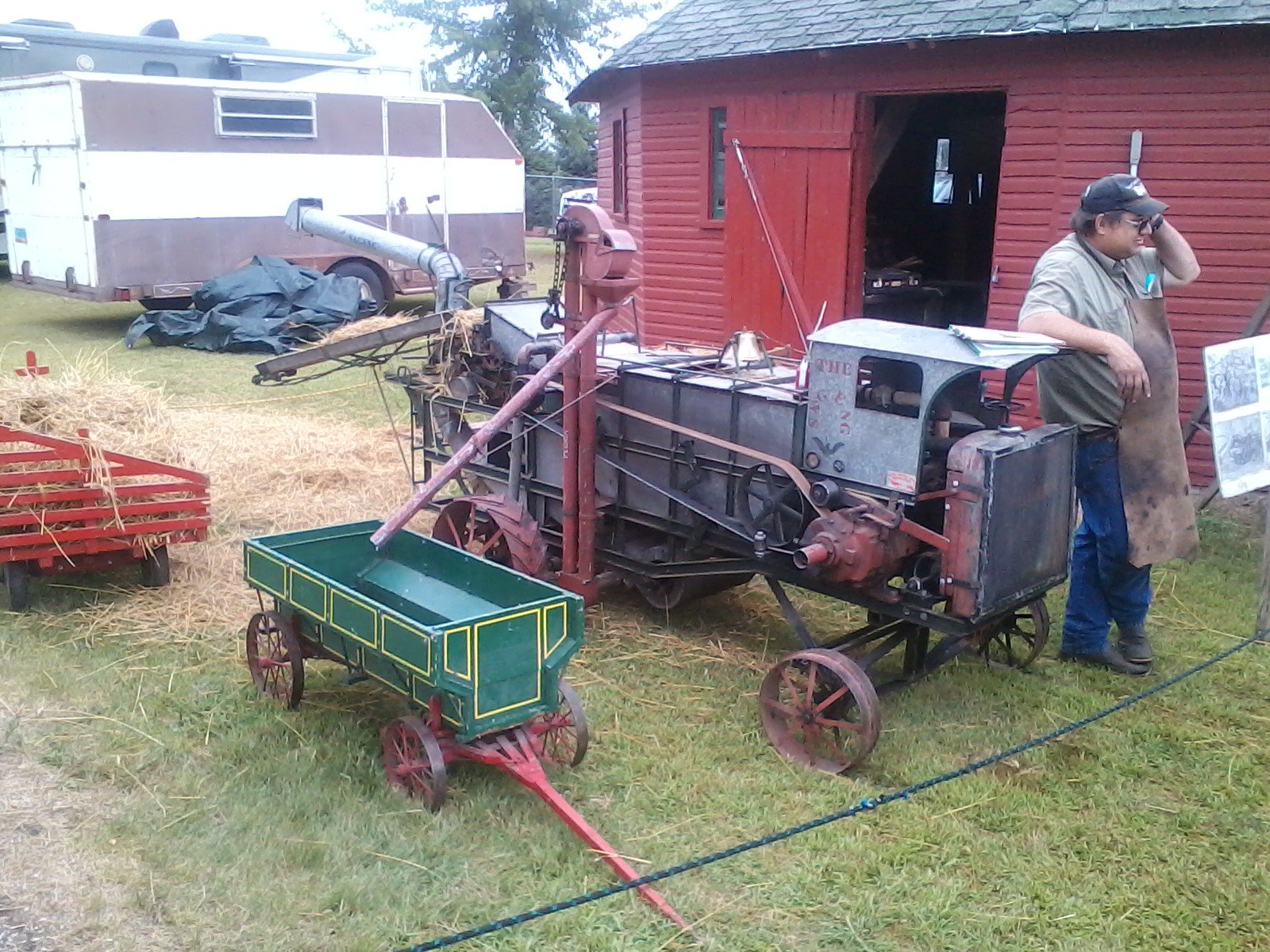 2018 Rosholt threshing show pictures - General Chat - Red Power ...