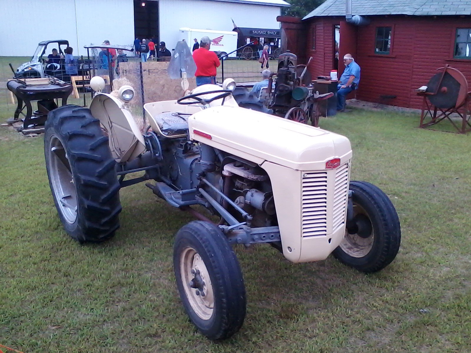 2018 Rosholt threshing show pictures - General Chat - Red Power ...