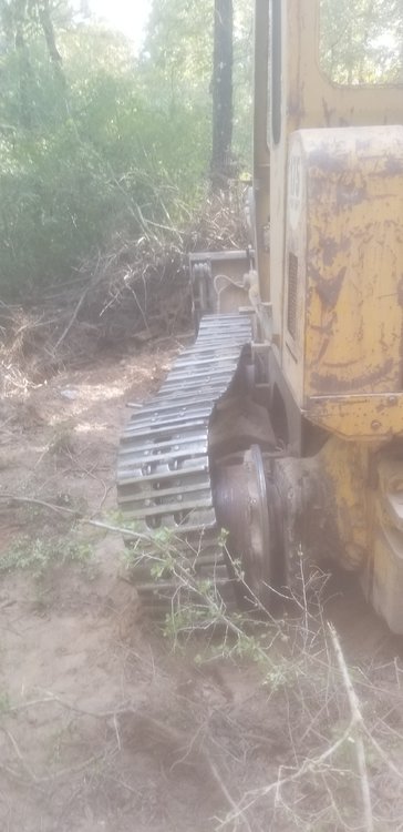 175b track pin help - Technical IH Talk - Red Power Magazine Community