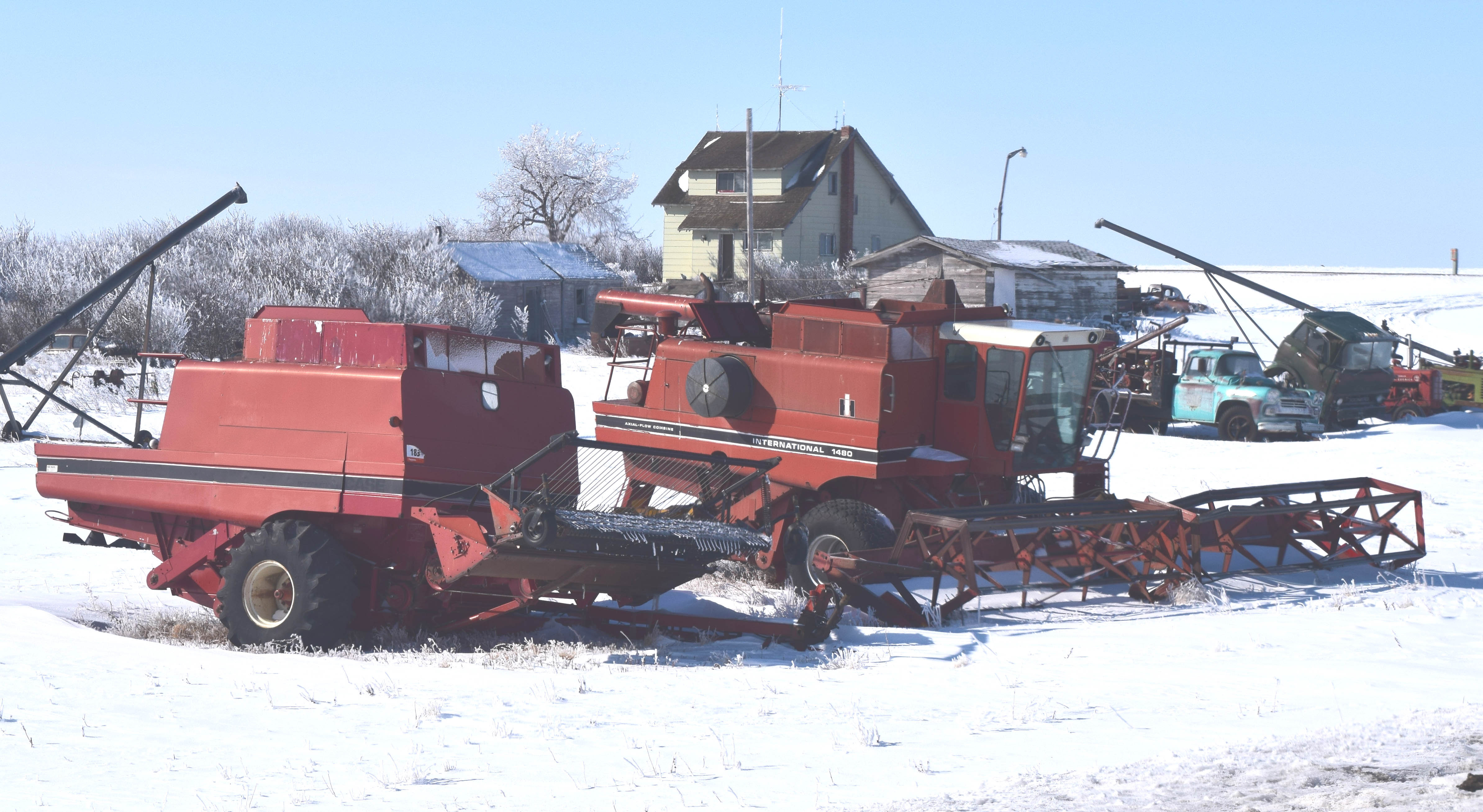 JD Pull Behind Combines, any to steer away from? - General Chat - Red ...