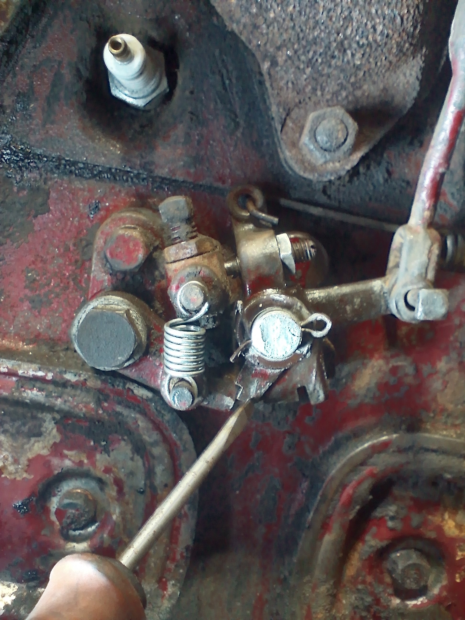 TD 6 compression release lever - IH Construction Equipment - Red Power ...