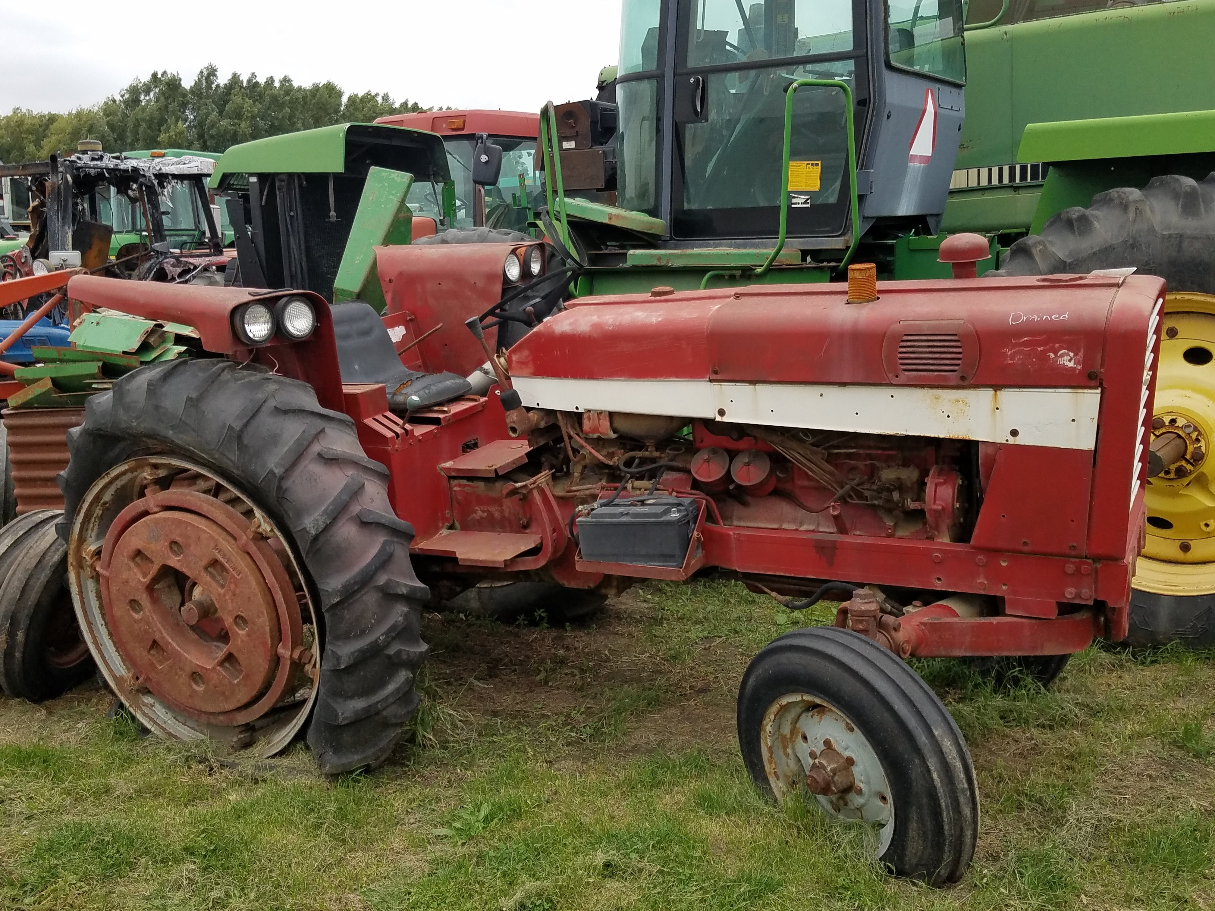 International 544 & 656 Row Crop utility tractors - General Chat - Red ...