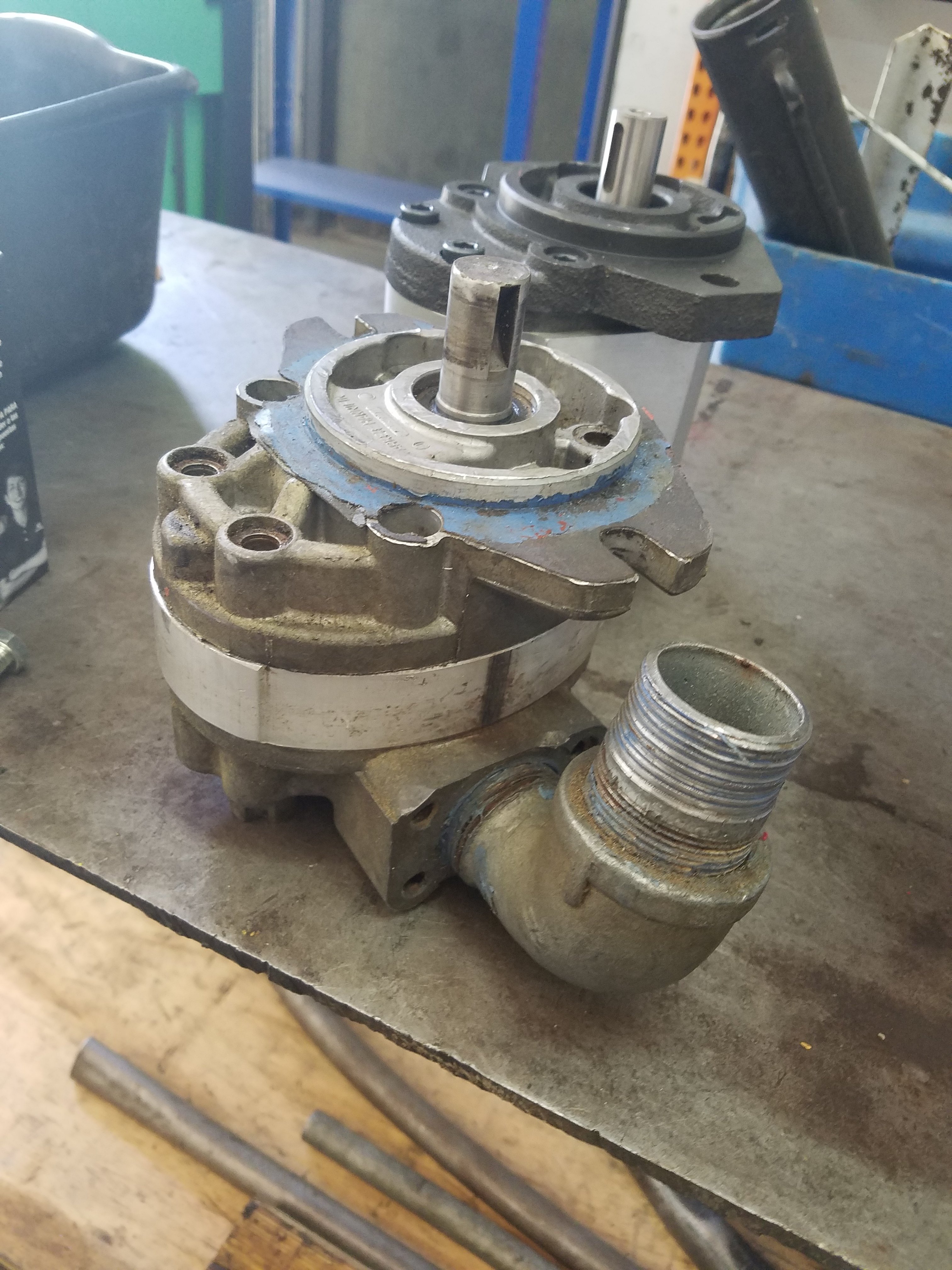 IH 3400A - Backhoe - Side pump - IH Construction Equipment - Red Power ...
