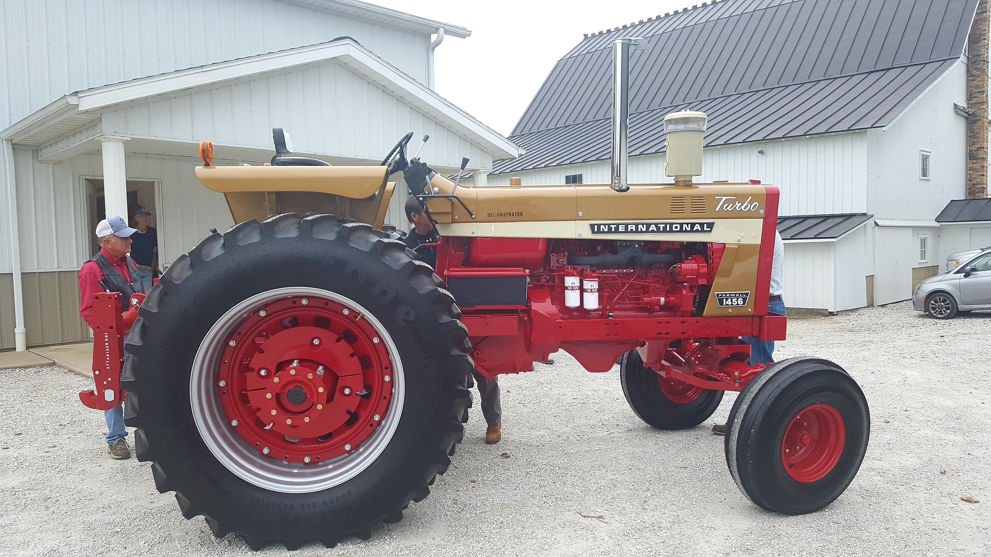 NOS: IH 1456 Gold Demo - Technical IH Talk - Red Power Magazine Community