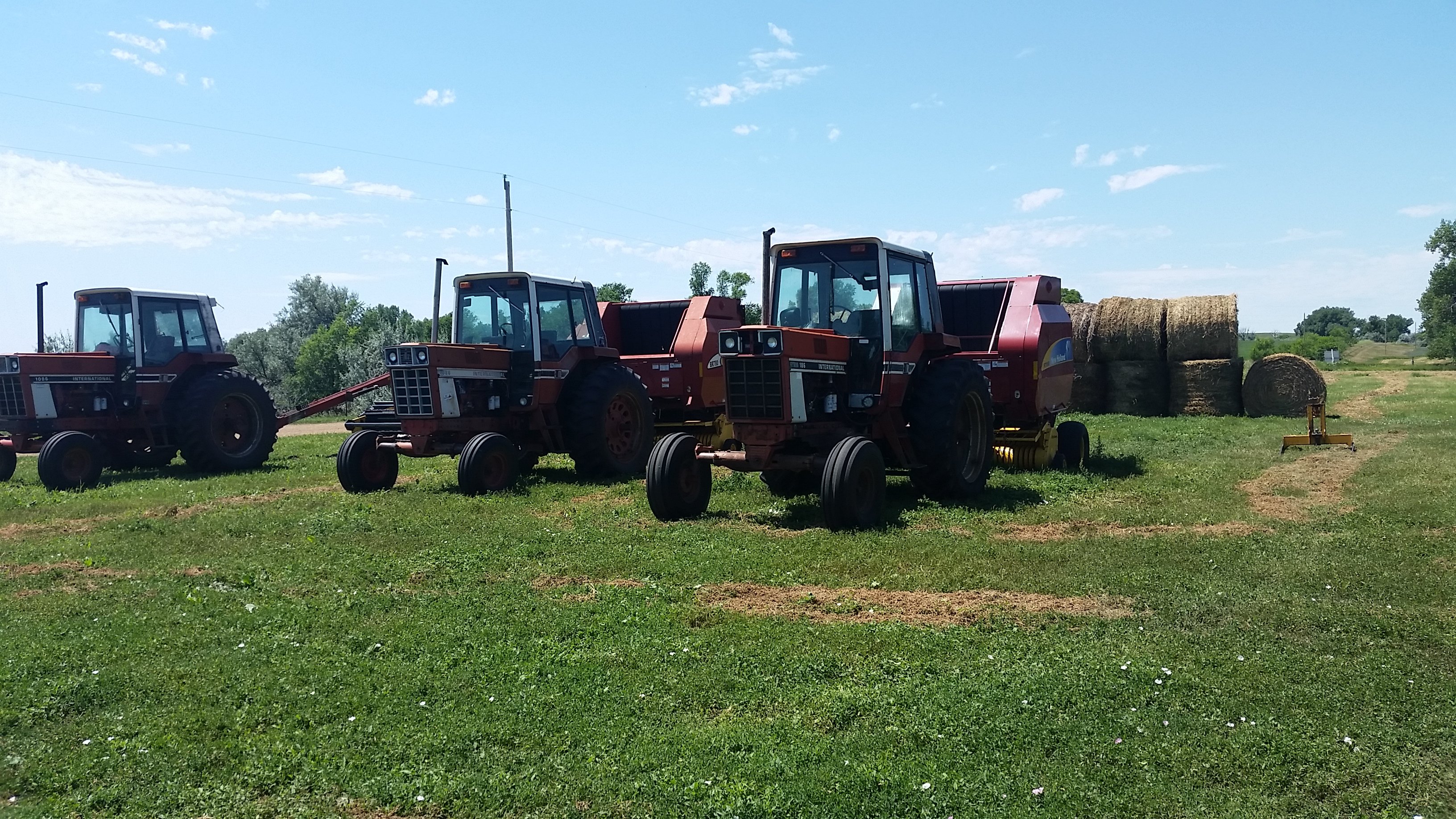 Best hay tractor? - General Chat - Red Power Magazine Community