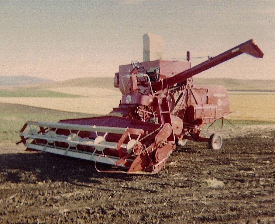 IH 503 and 403 combines - General Chat - Red Power Magazine Community
