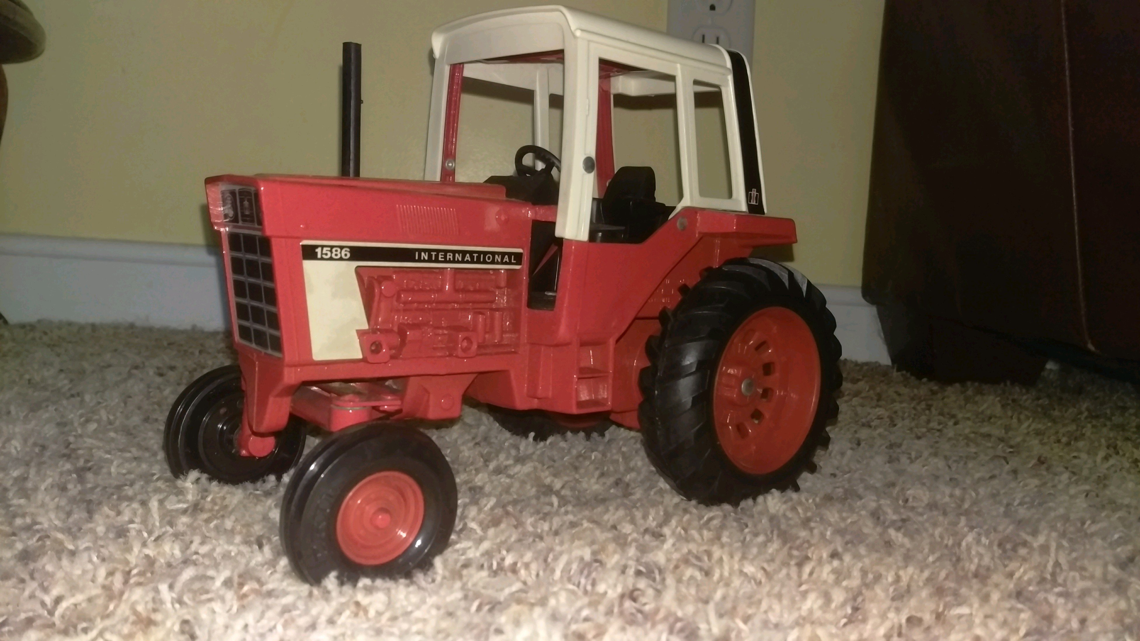 Let's see your custom IH toys! - General Chat - Red Power Magazine ...