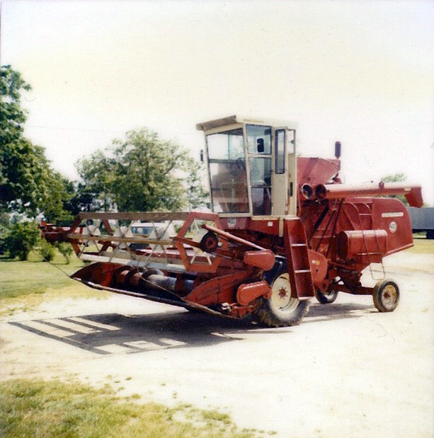 IH 503 and 403 combines - General Chat - Red Power Magazine Community