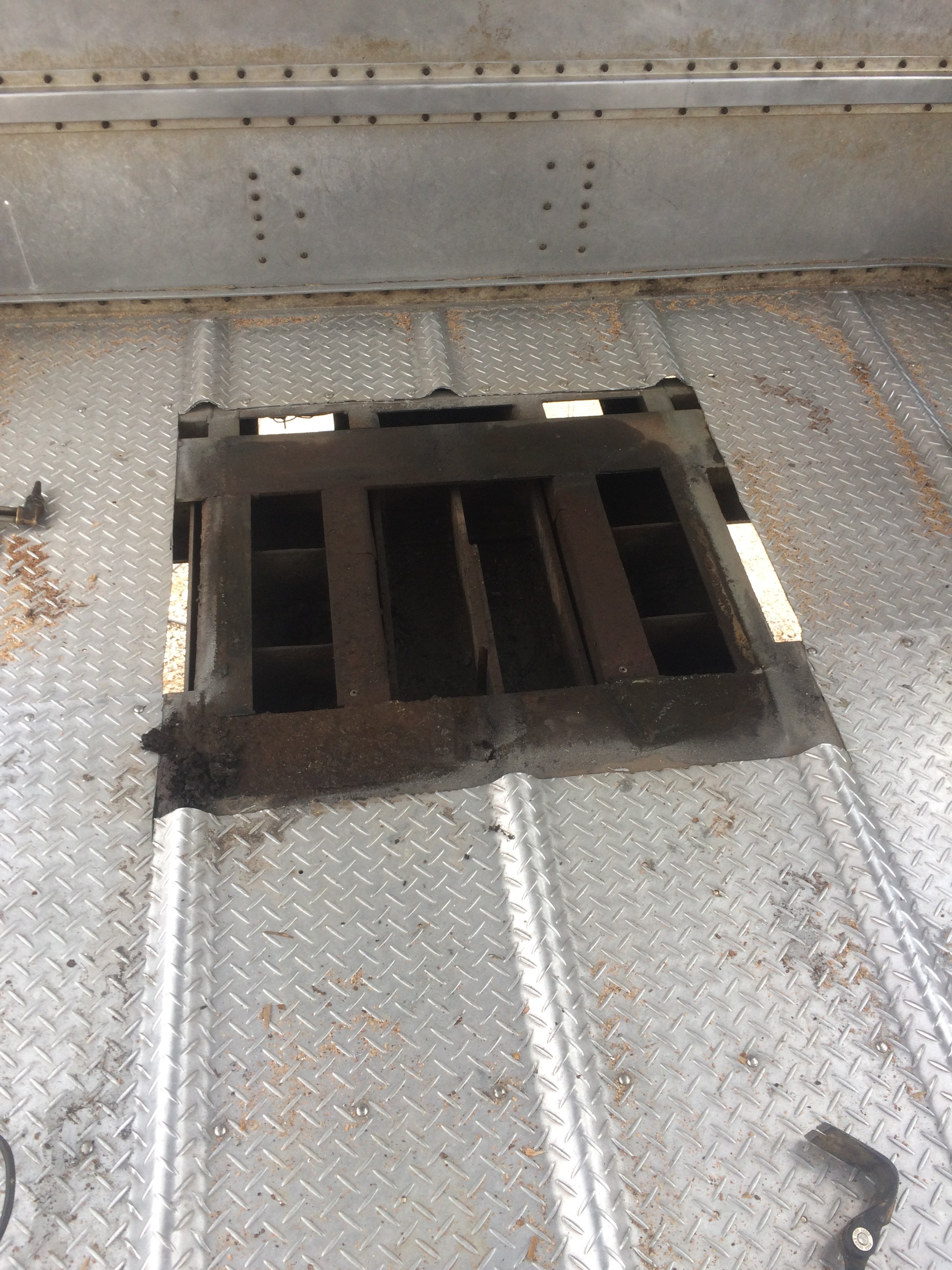 Another bull wagon repair - General Chat - Red Power Magazine Community