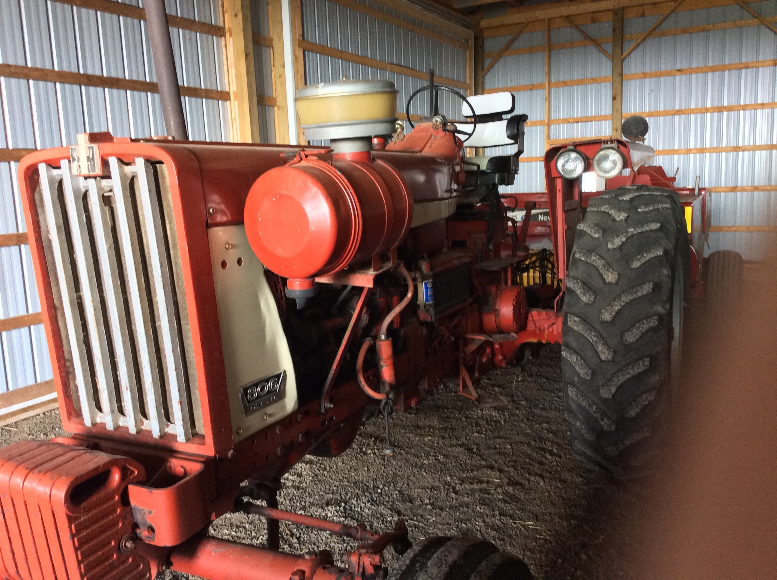 IH 806 - Projects, Builds, & Restorations - Red Power Magazine Community