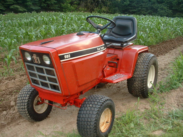 Ruby Reds and Yellow Cub Cadets - Cub Cadets - Red Power Magazine Community