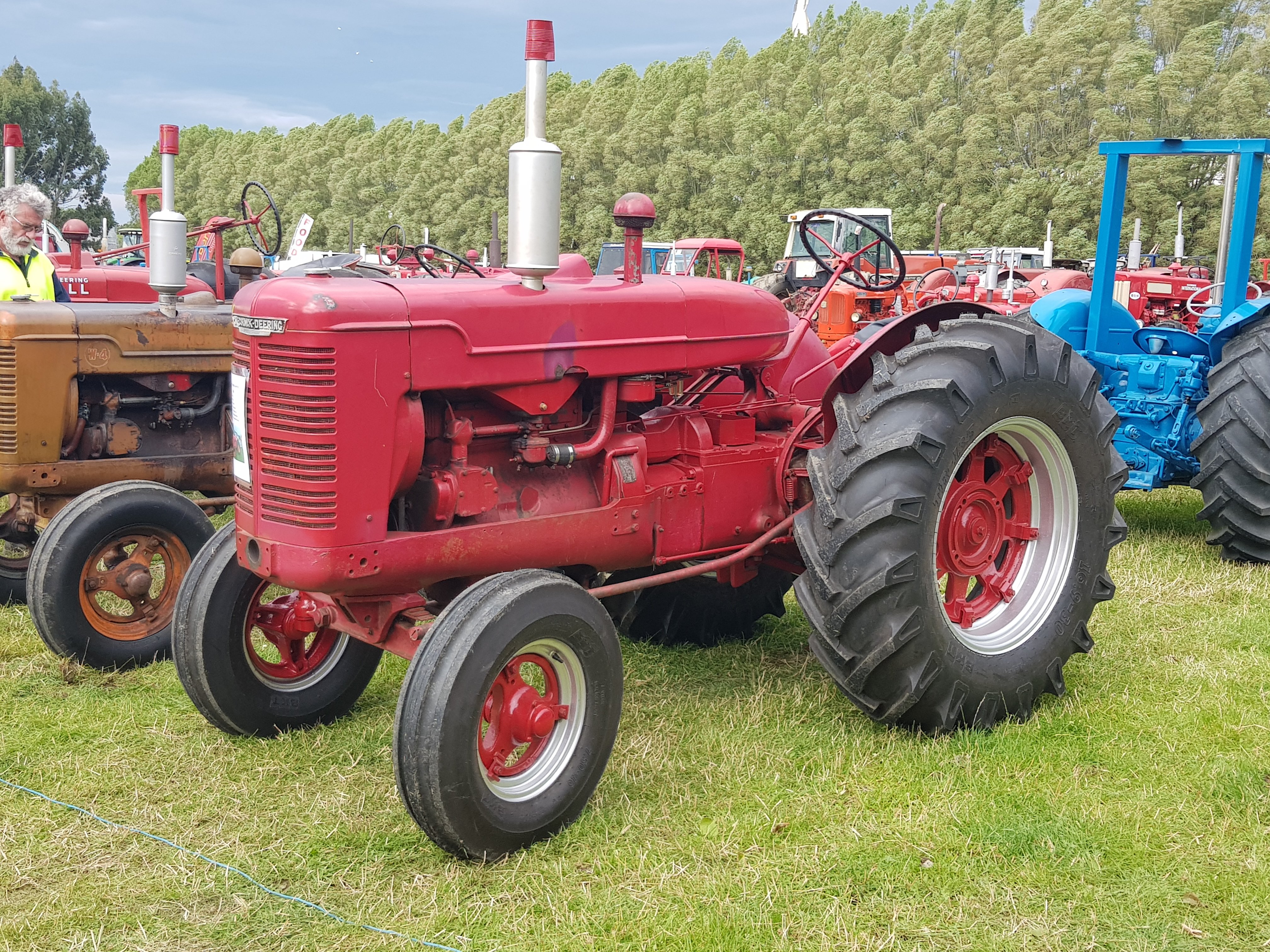 1945 McCormick Deering W6 - Projects, Builds, & Restorations - Red ...