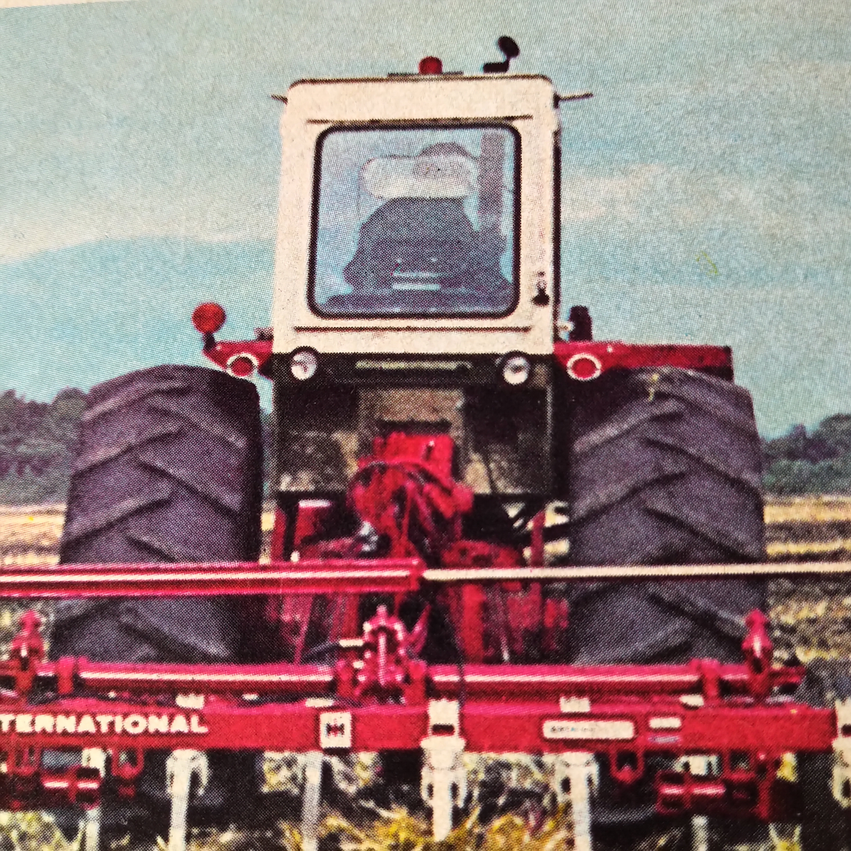 Always Been Intrigued With This Photo - Technical IH Talk - Red Power ...