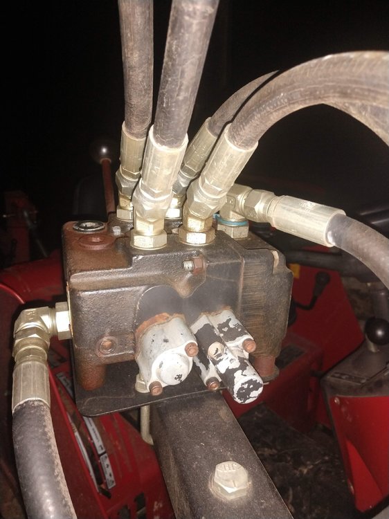 Case 495 Loader Hydraulics - Technical IH Talk - Red Power Magazine ...