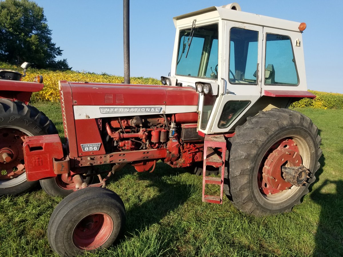 Canopies or umbrellas for a 856 - Technical IH Talk - Red Power ...