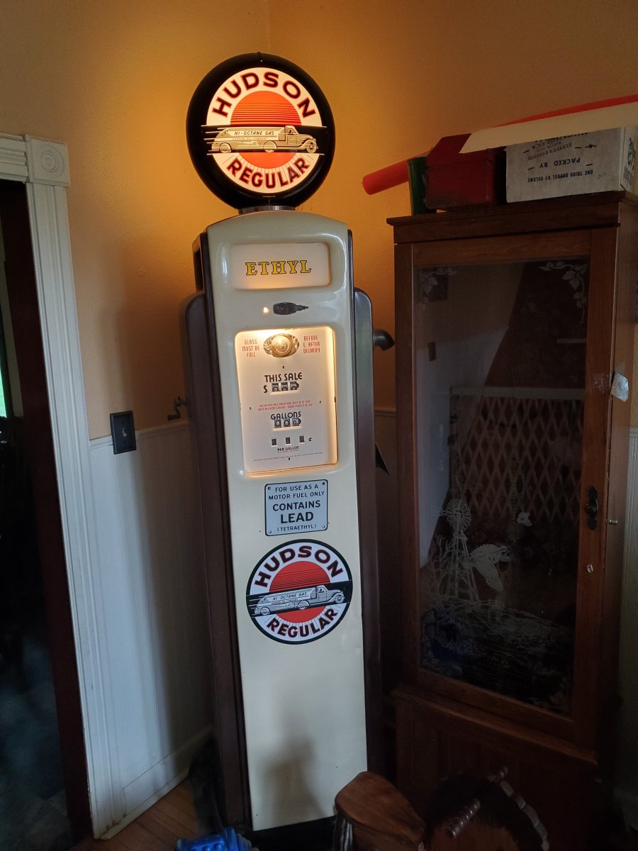 Old gas pumps and pop machines - General Chat - Red Power Magazine ...
