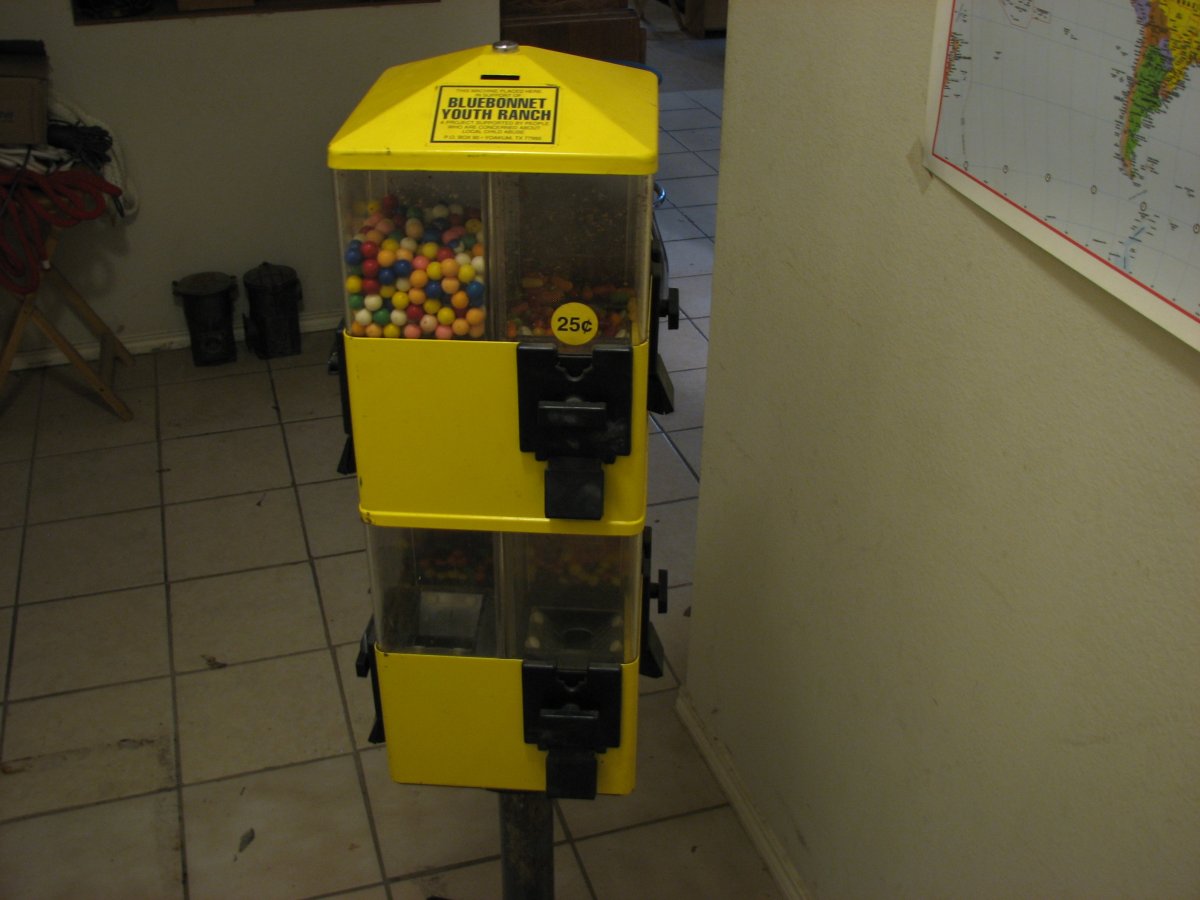 Old gas pumps and pop machines - General Chat - Red Power Magazine ...