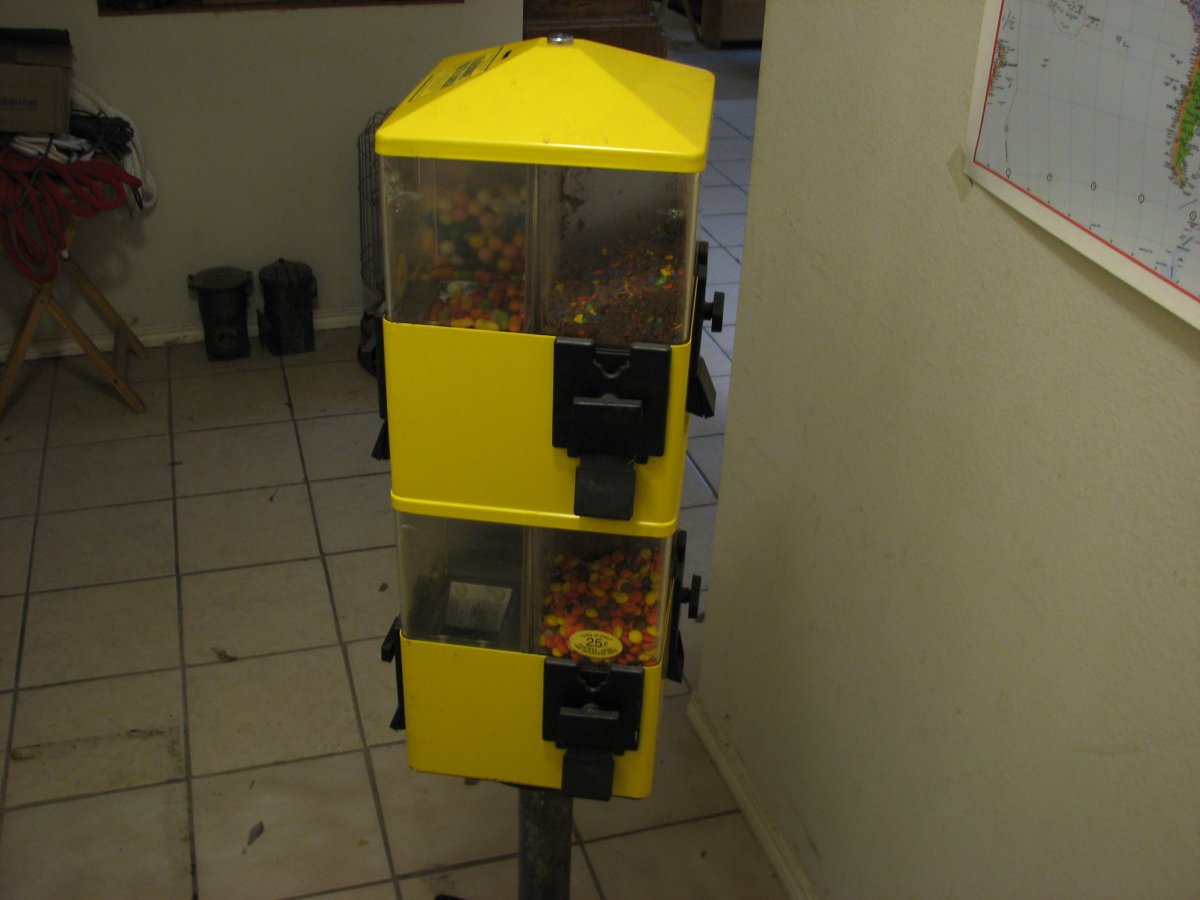 Old gas pumps and pop machines - General Chat - Red Power Magazine ...
