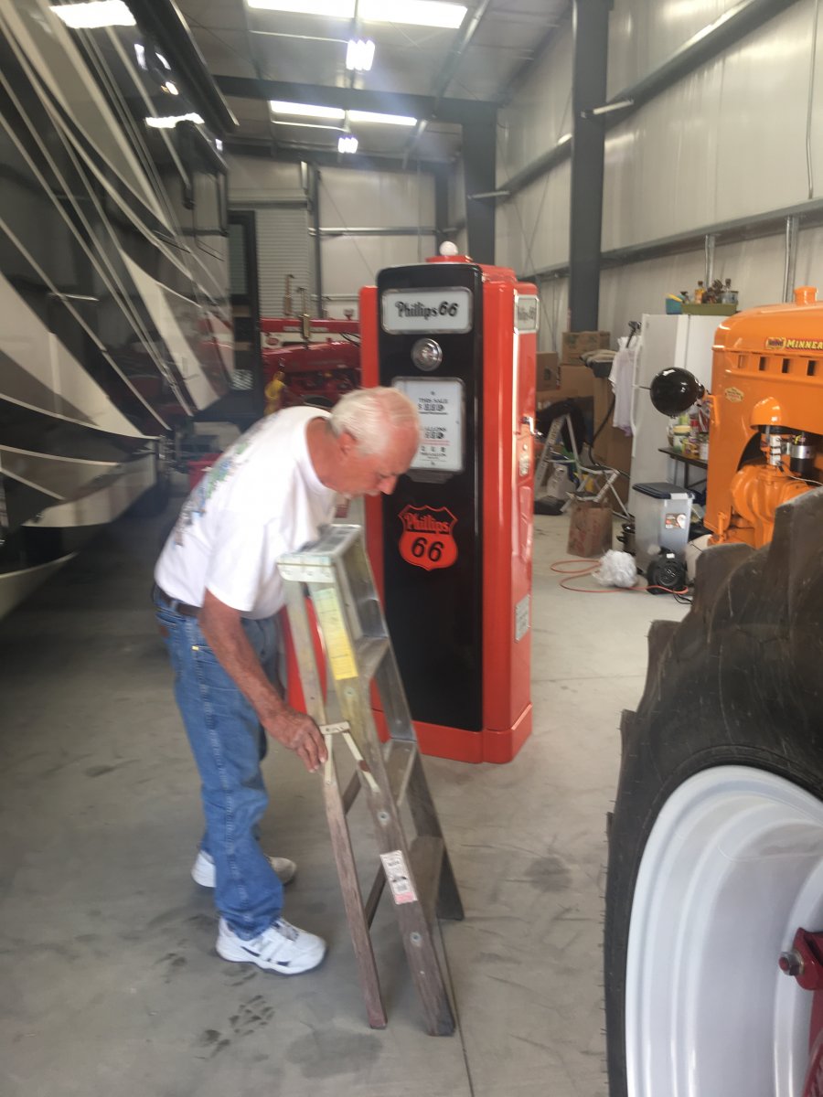 Old gas pumps and pop machines - General Chat - Red Power Magazine ...