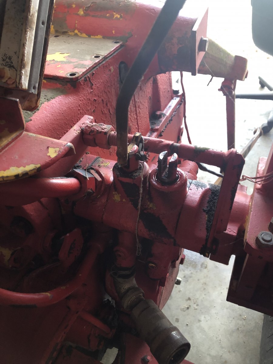 IH 384 3 point won’t work - Technical IH Talk - Red Power Magazine ...