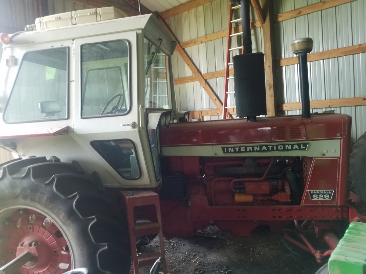 IH 826,1486 came home - General Chat - Red Power Magazine Community