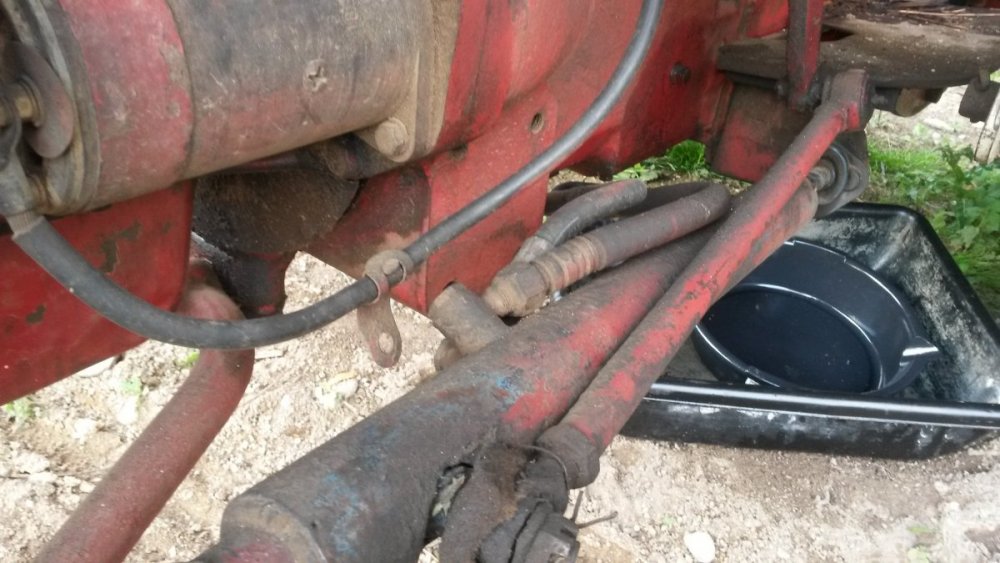 Newbie needs help with hydraulic issue b414 - Page 4 - Technical IH ...