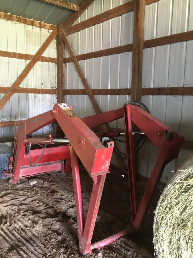 Case-International 2250 Loader Mounts - Technical IH Talk - Red Power ...