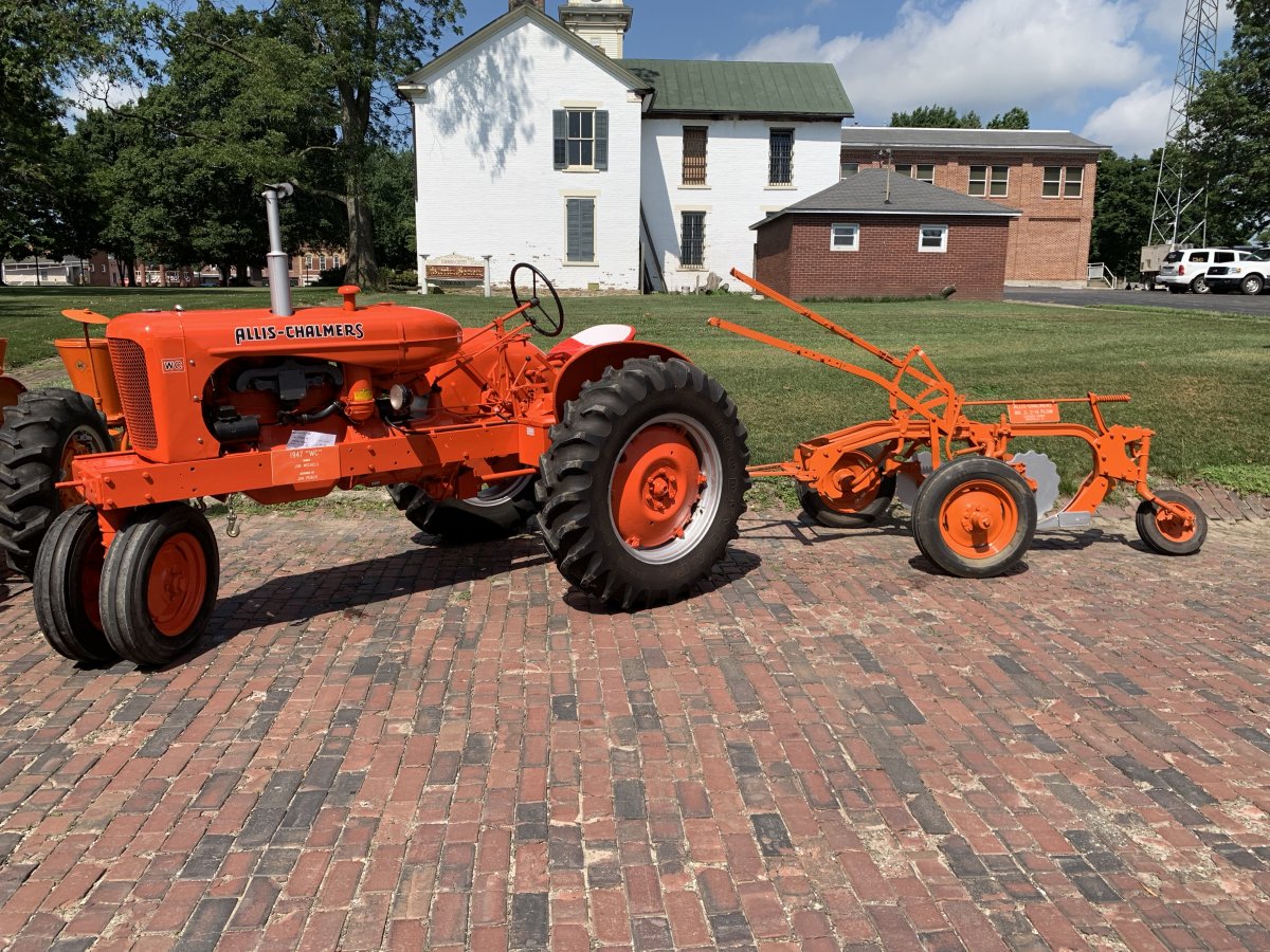 Car/Tractor show pics - General Chat - Red Power Magazine Community