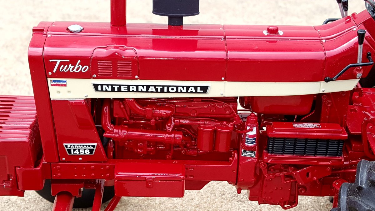 1/16 IH 1456 custom builds - General Chat - Red Power Magazine Community