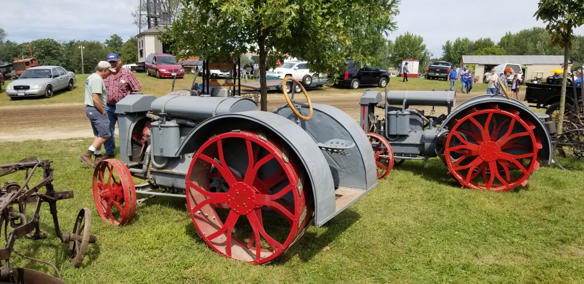 Samson tractor feature at Rock River Threseree - General Chat - Red ...