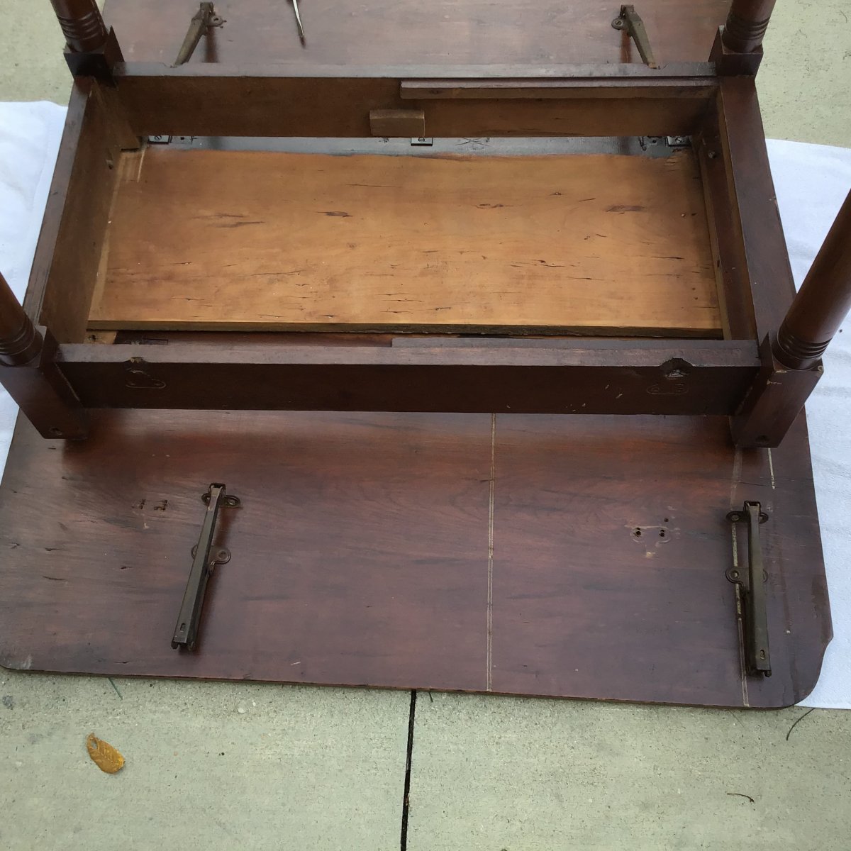 Split in table top ,ideas how to repair it - General Chat - Red Power ...