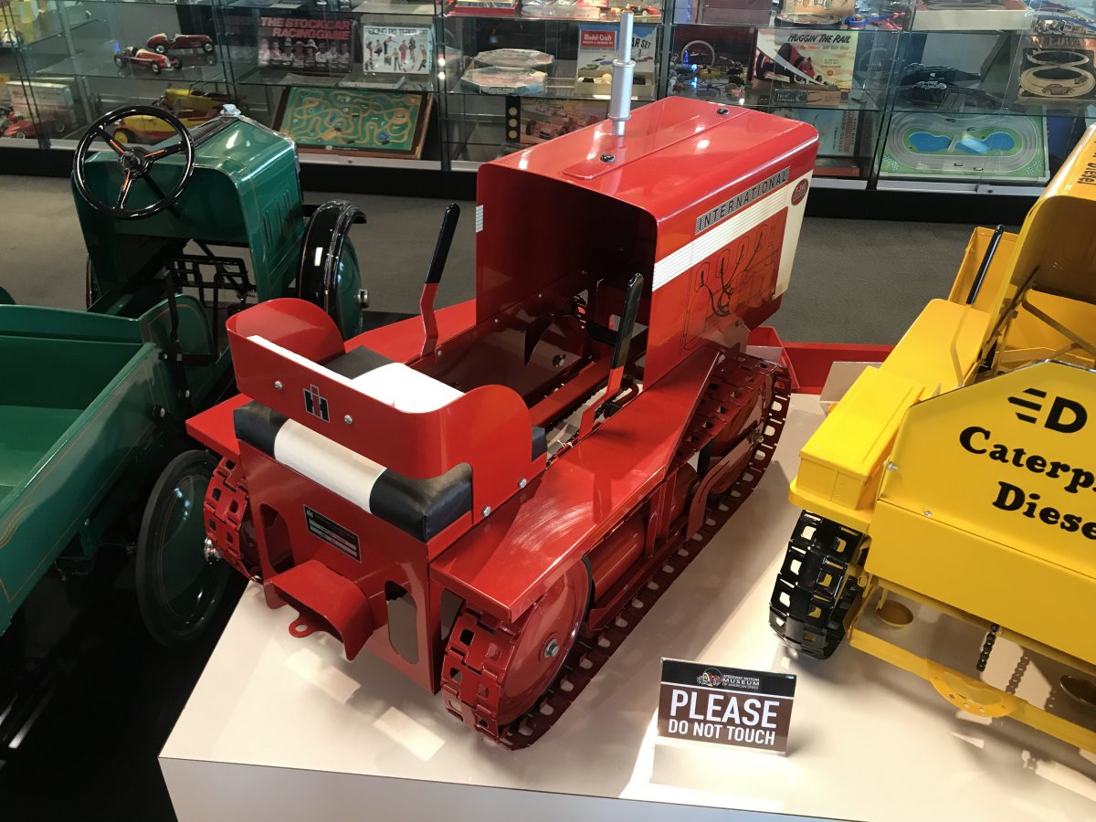 IH pedal crawler toy - General Chat - Red Power Magazine Community