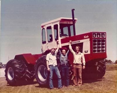 The first IH prototype 4366 - General Chat - Red Power Magazine Community