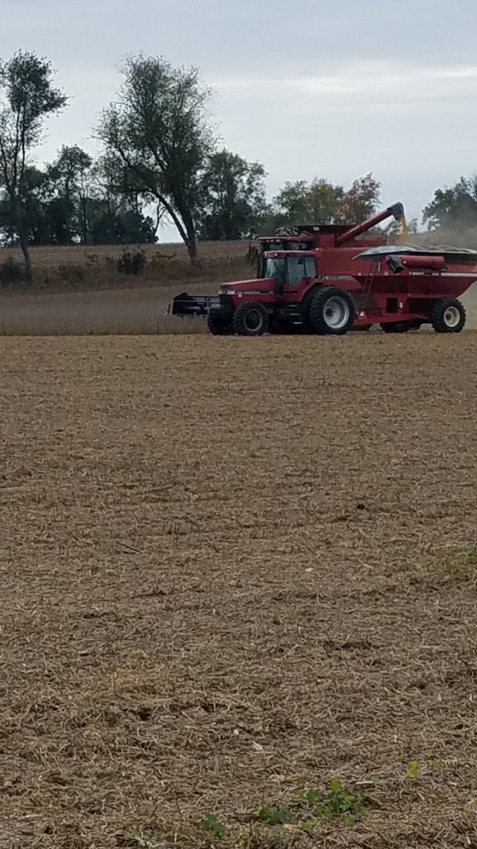 Grain cart size for boxcar magnum - General Chat - Red Power Magazine ...