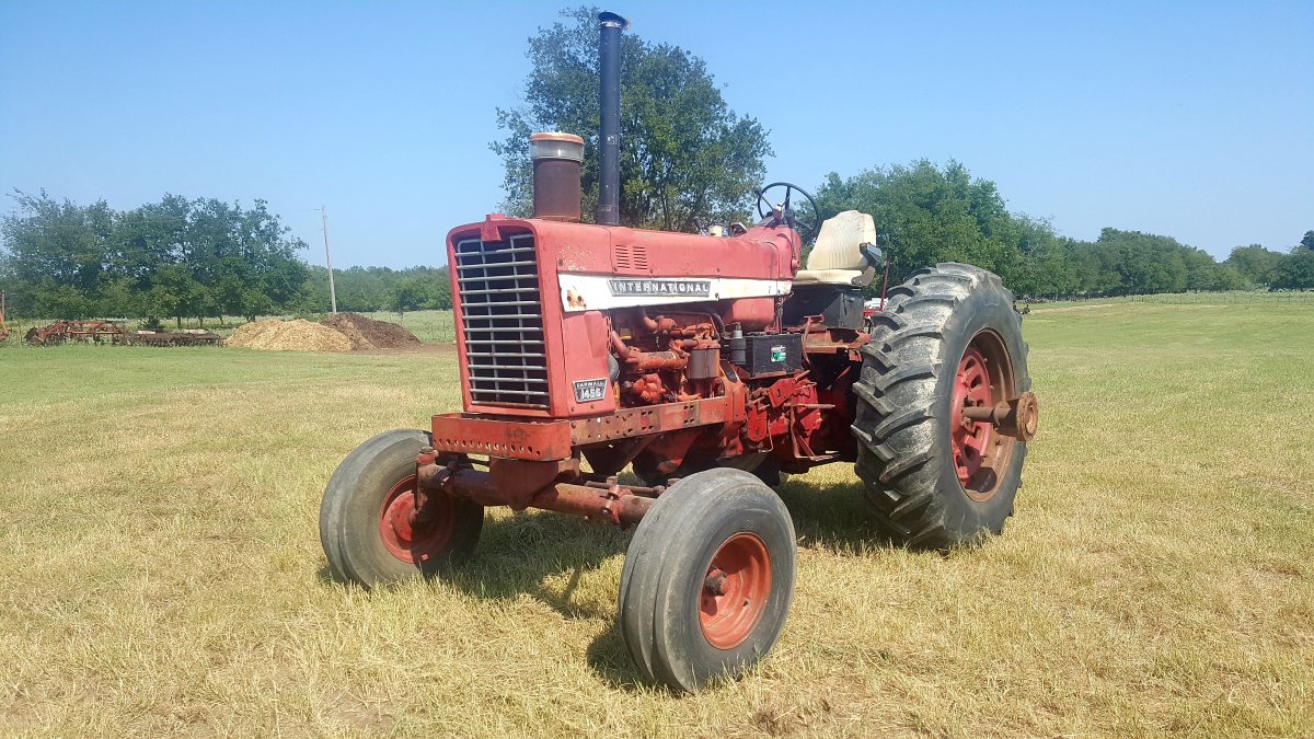 IH 1456 Gold Demo S/N 12815 - Technical IH Talk - Red Power Magazine ...