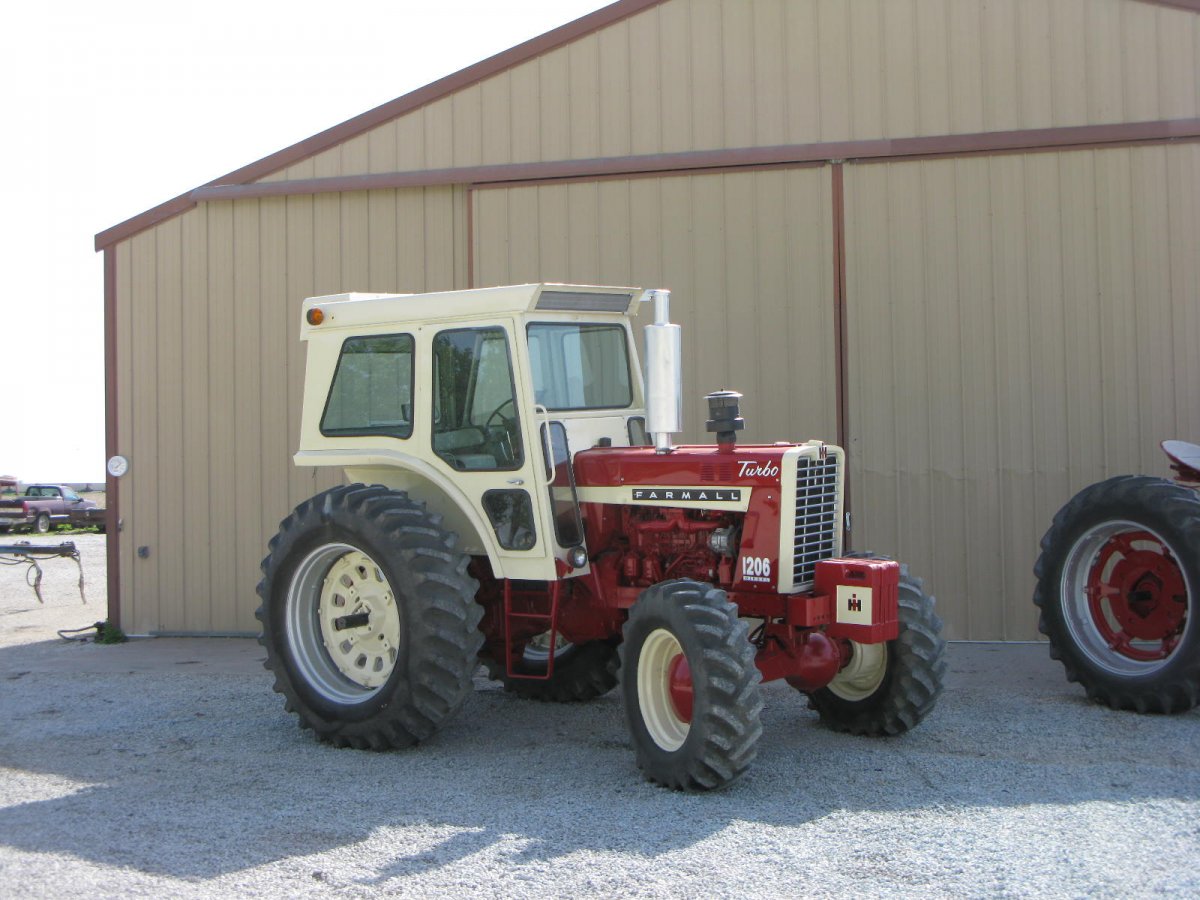 856 prototype - Technical IH Talk - Red Power Magazine Community