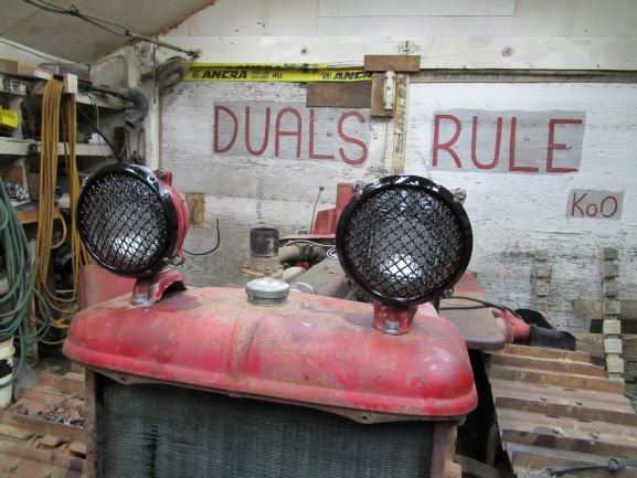 IH lights upgrade KoO - IH Construction Equipment - Red Power Magazine ...