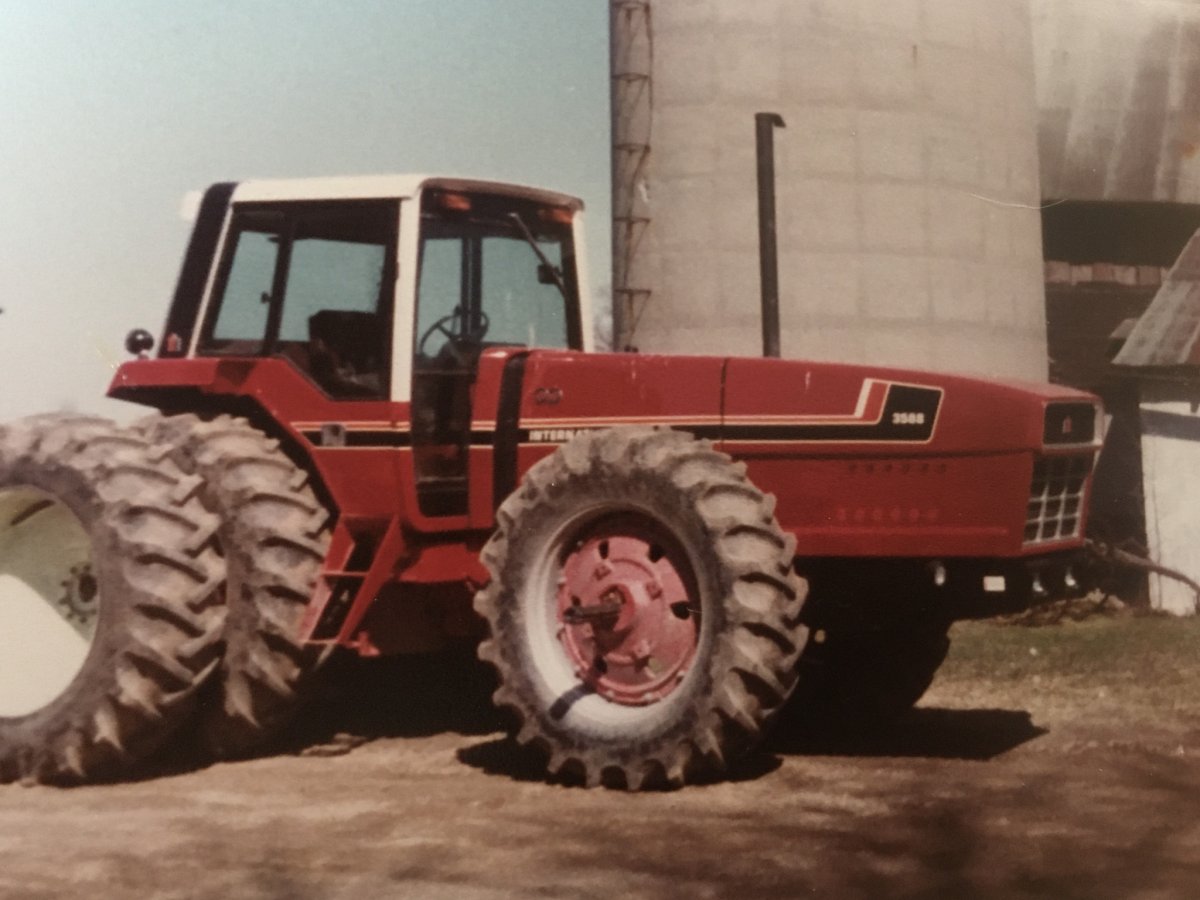 Anyone seen this 3588 2+2??? - Technical IH Talk - Red Power Magazine ...