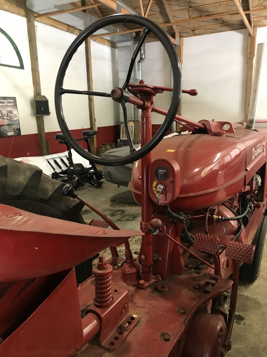 1941 Farmall M re-engined - what do I have here? - Technical IH Talk ...