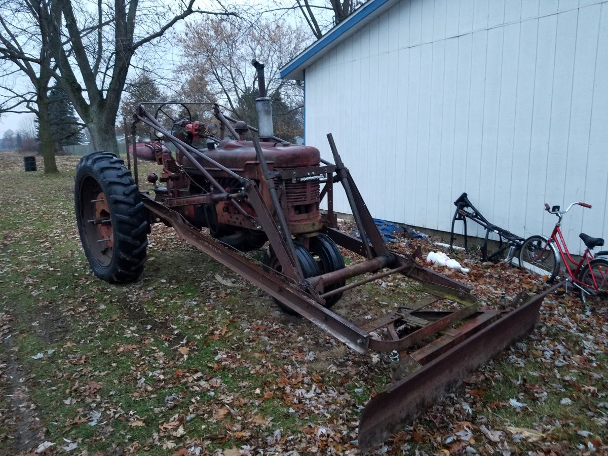 IH No. 30 and 31 loader difference - Page 2 - General Chat - Red Power ...