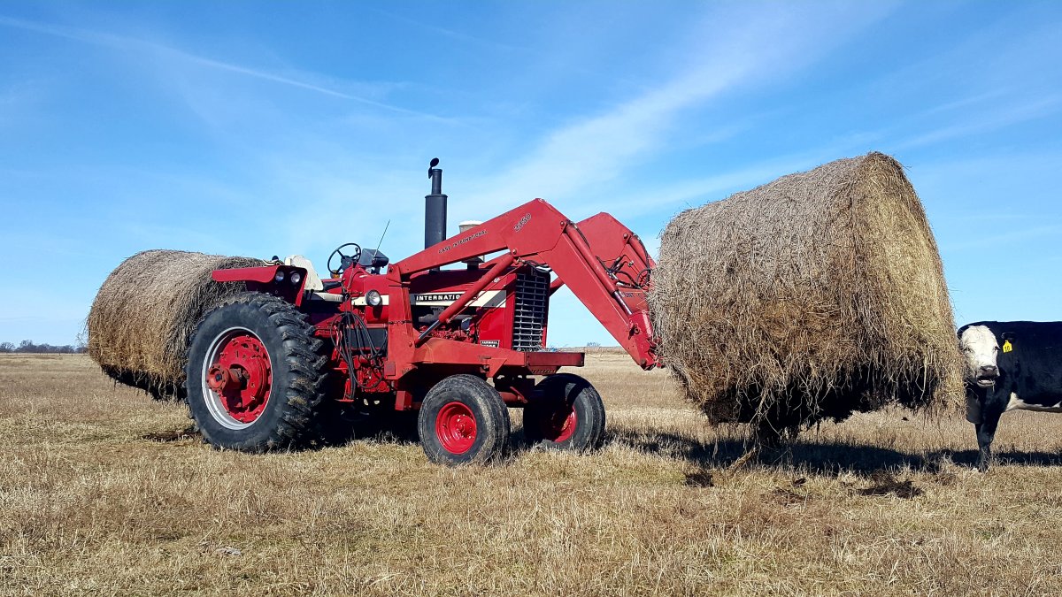 Case 2350 loader - Technical IH Talk - Red Power Magazine Community