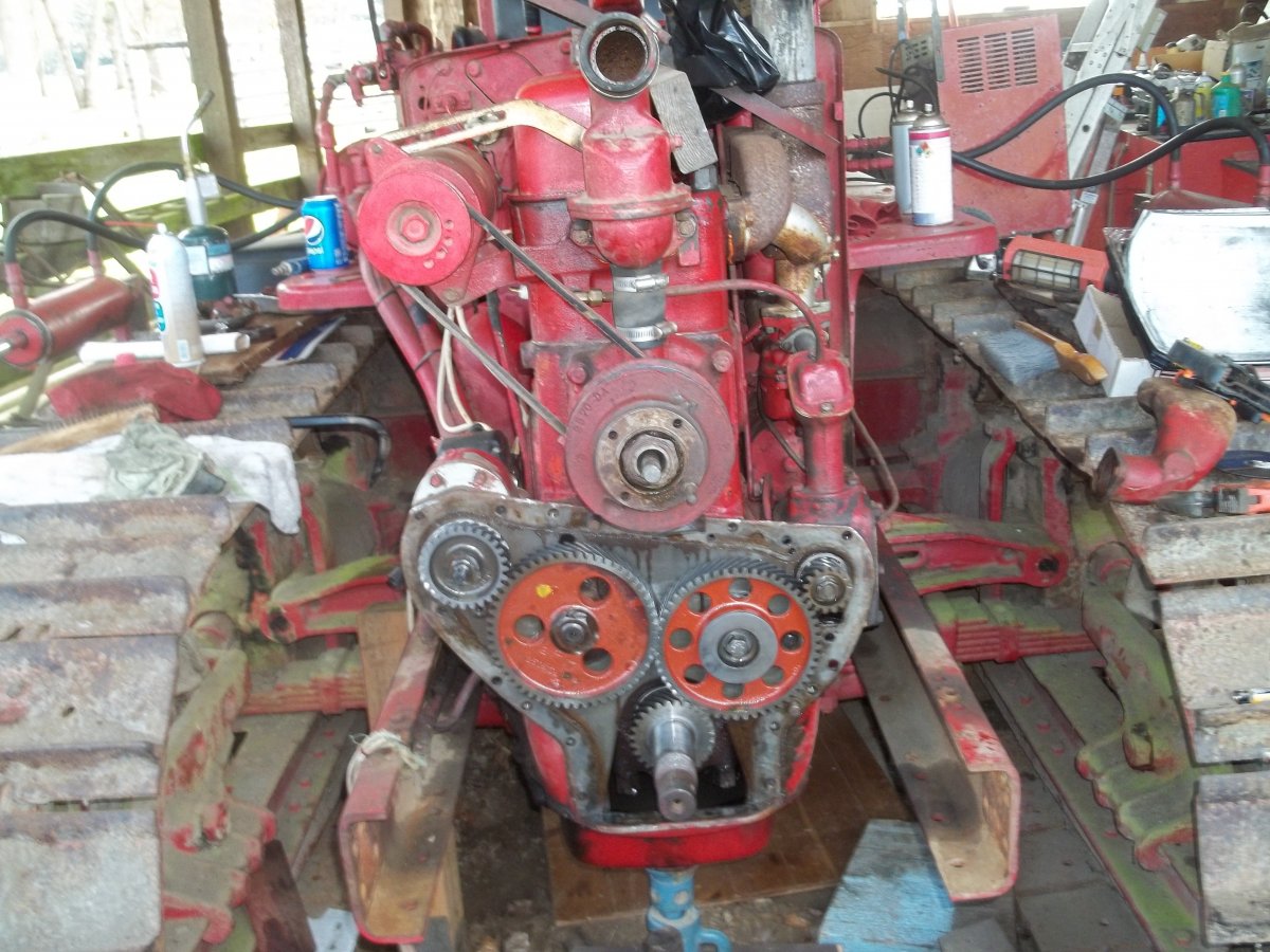 334 gas engine timing marks? info? pics? anything please? - IH Engines ...