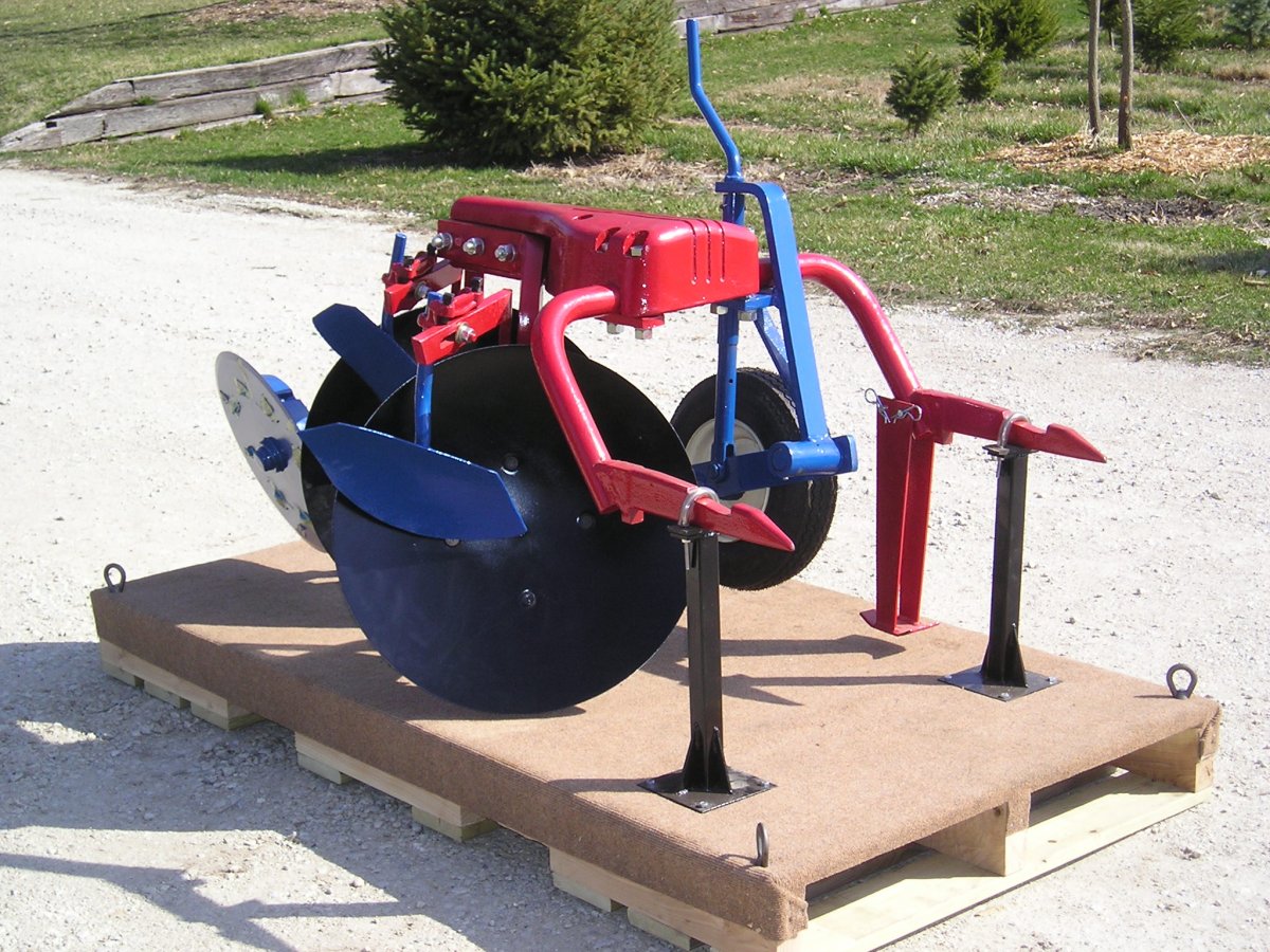 What’s close to IH blue implement paint - Technical IH Talk - Red Power ...