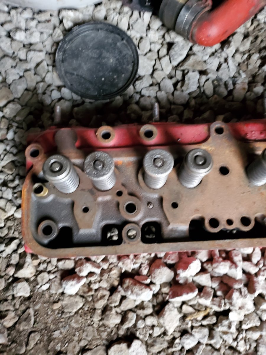 Did M&W or Heisler make a cylinder head for a Farmall M? - Technical IH ...