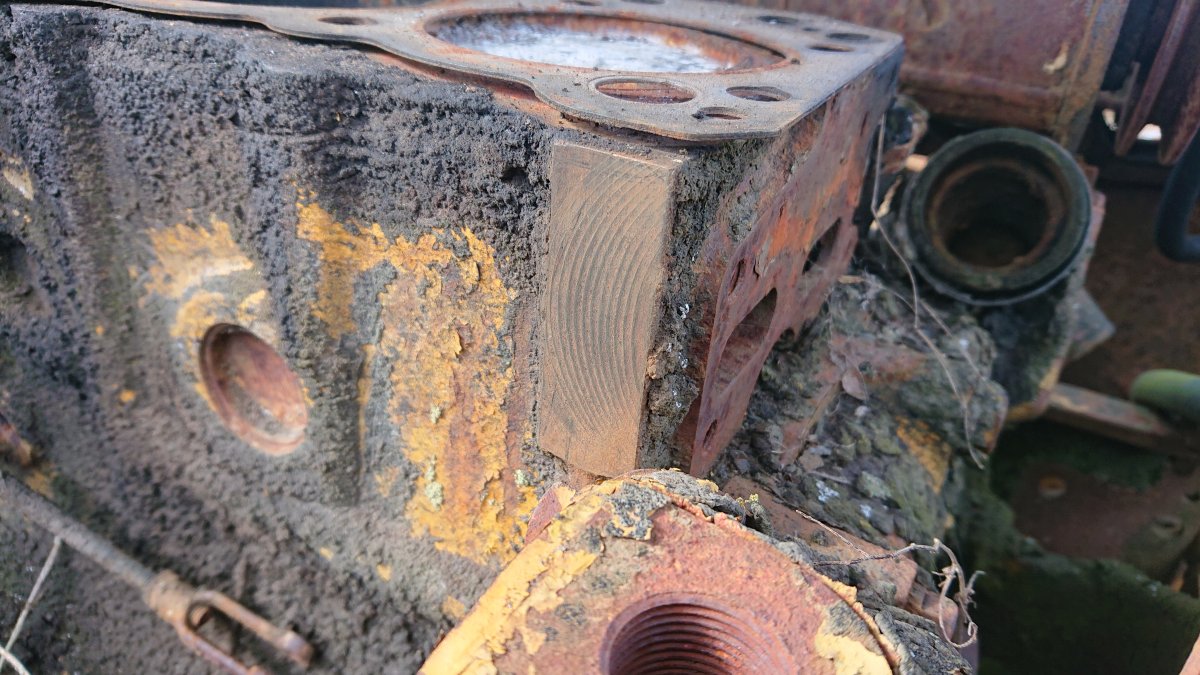 D282 - IH Construction Equipment - Red Power Magazine Community